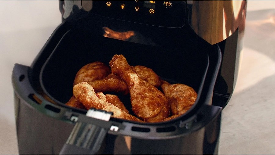 PHILIPS HD9255/90 Serie 5000 Connected Heißluftfritteuse bei MediaMarkt