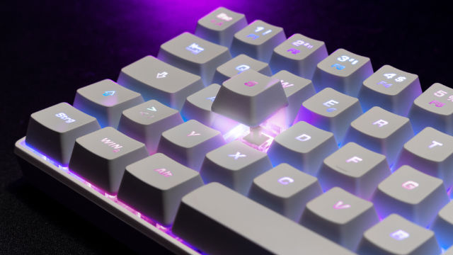 ISY IGK-5000-WT Mini Size, Gaming Tastatur , Mechanisch, kabelgebunden ...