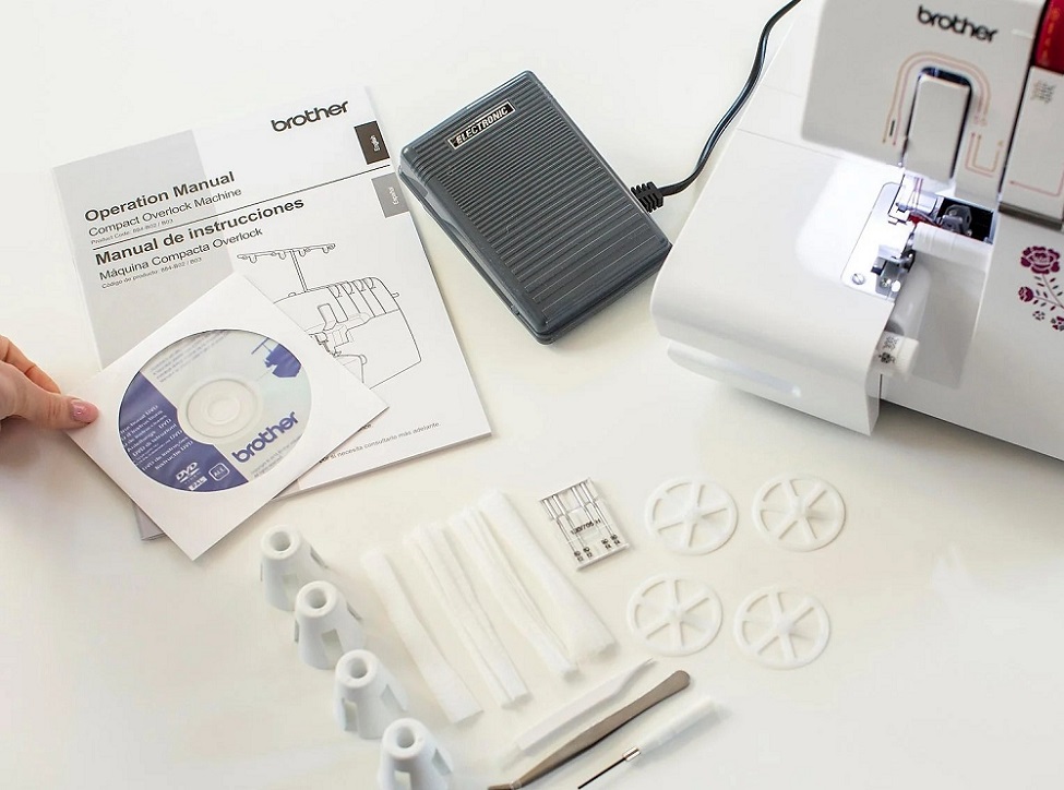 BROTHER M343D Overlock-Nähmaschine bei MediaMarkt