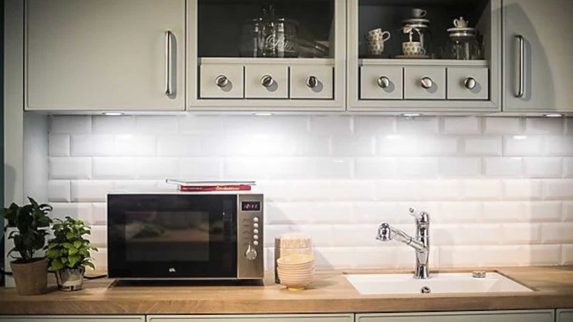 OK Micro-ondes combiné (OMW 3332 DM)